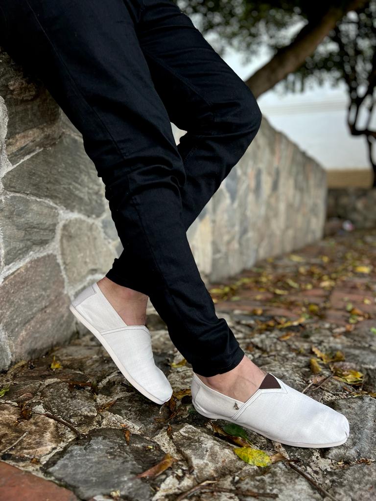 Pera Alpargatas – Pera Colombia