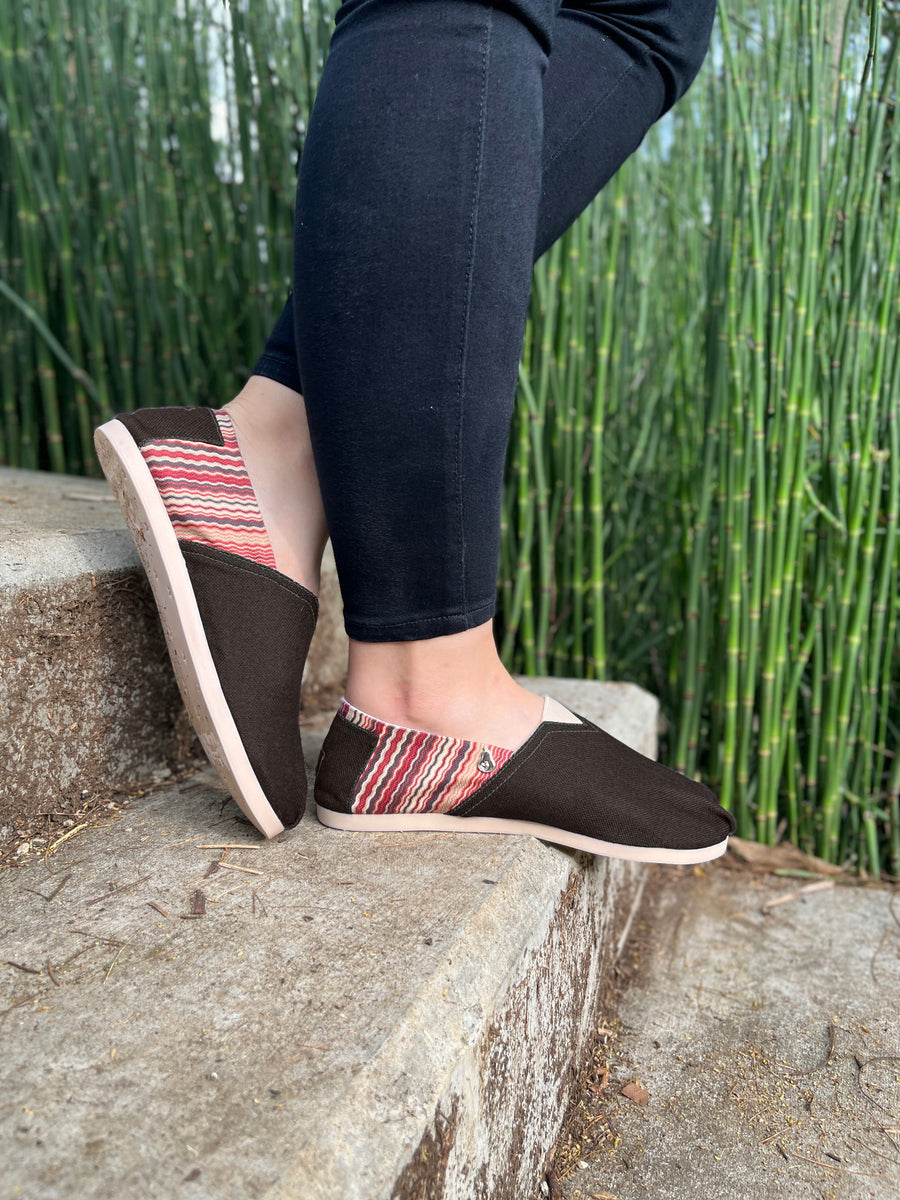 Pera Alpargatas – Pera Colombia